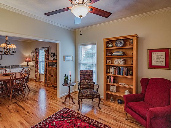 7 Grover Dr, Lexington, VA 24450 | Zillow