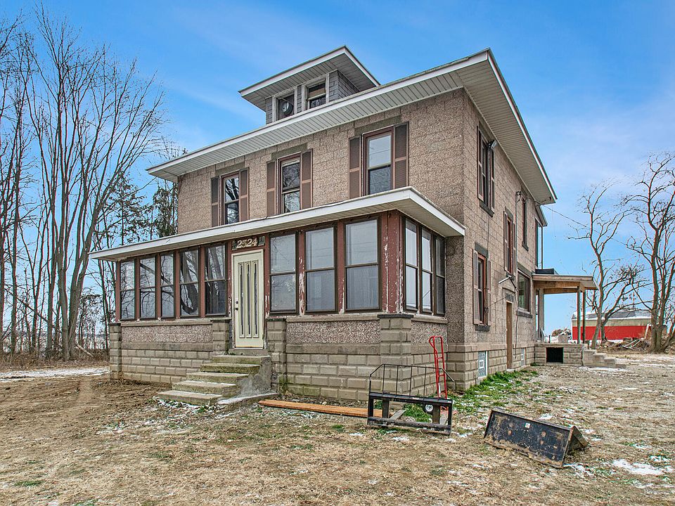 2524 W Elm Valley Rd, Galien, MI 49113 | Zillow
