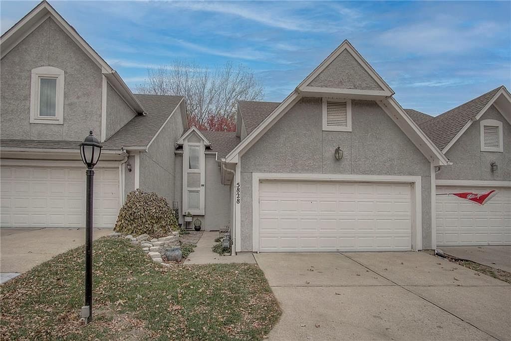 5828 Park Cir, Shawnee, KS 66216 | Zillow
