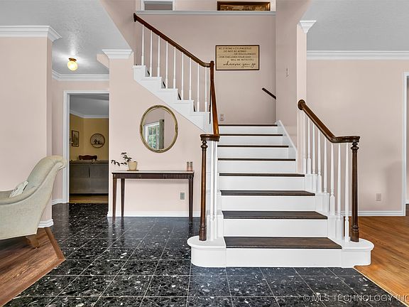 1612 S Kalanchoe Ave, Broken Arrow, OK 74012 | MLS #2521667 | Zillow