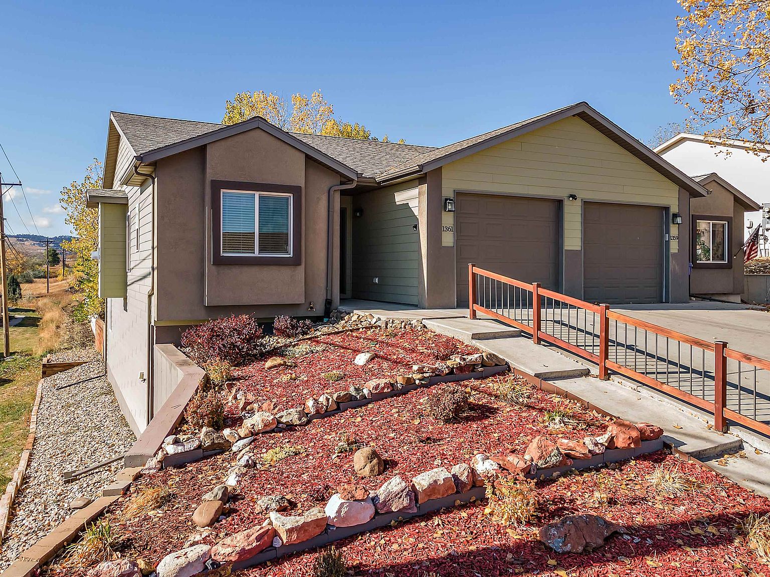 1361 E Oakland St, Rapid City, SD 57701 | Zillow