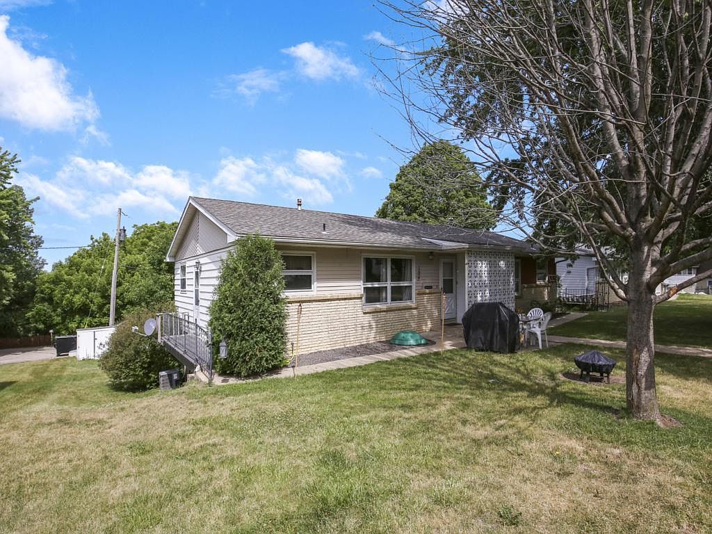 504 High Ave, Wanamingo, MN 55983 | Zillow