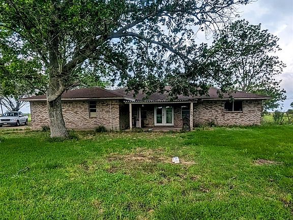 1946 County Road 109, Devers, TX 77538 | MLS #14016393 | Zillow