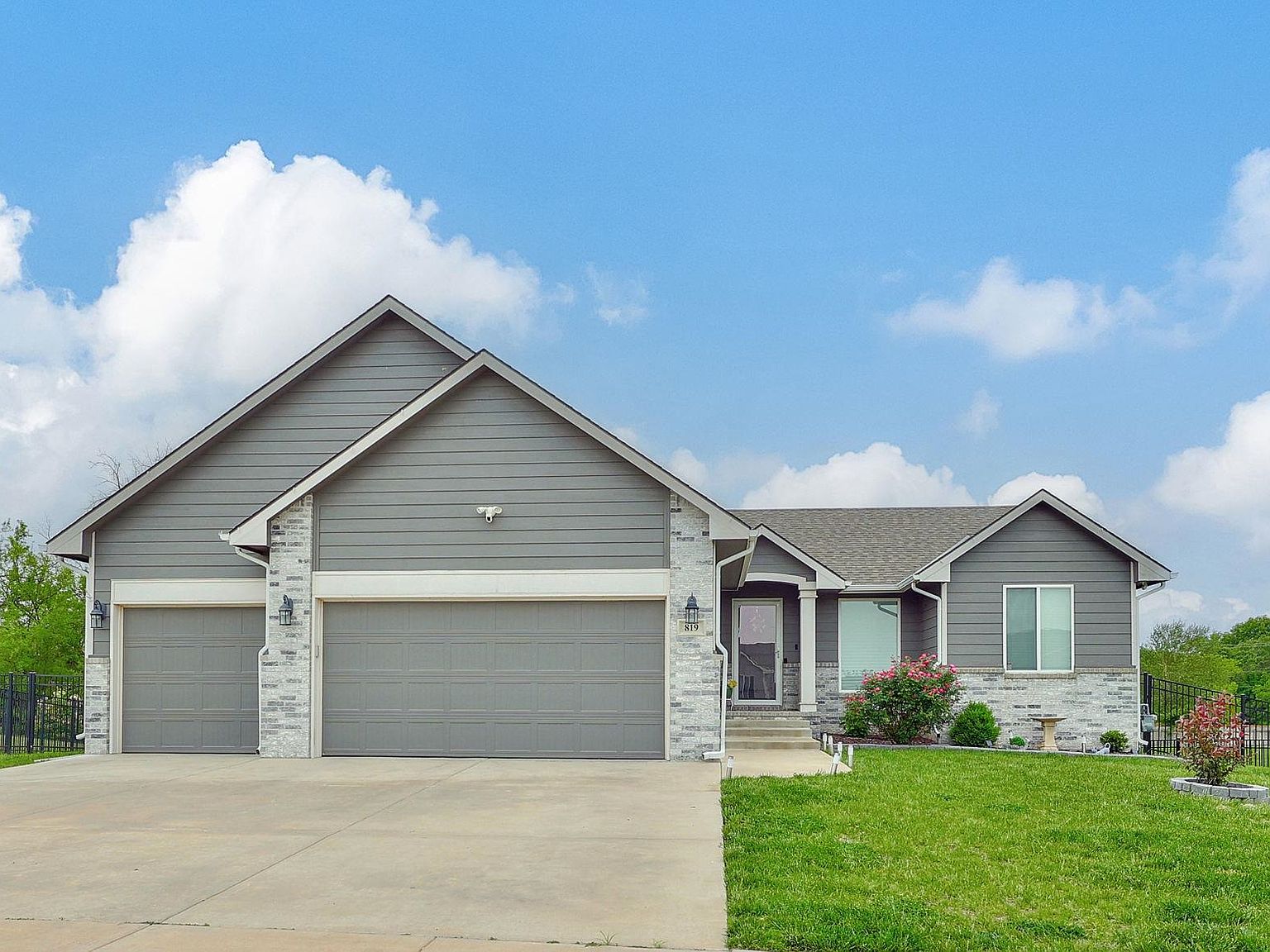 819 Freedom St, Derby, KS 67037 | Zillow