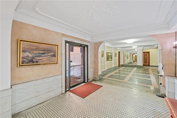 130 Bayridge Parkway #4H in Bay Ridge, Brooklyn | StreetEasy