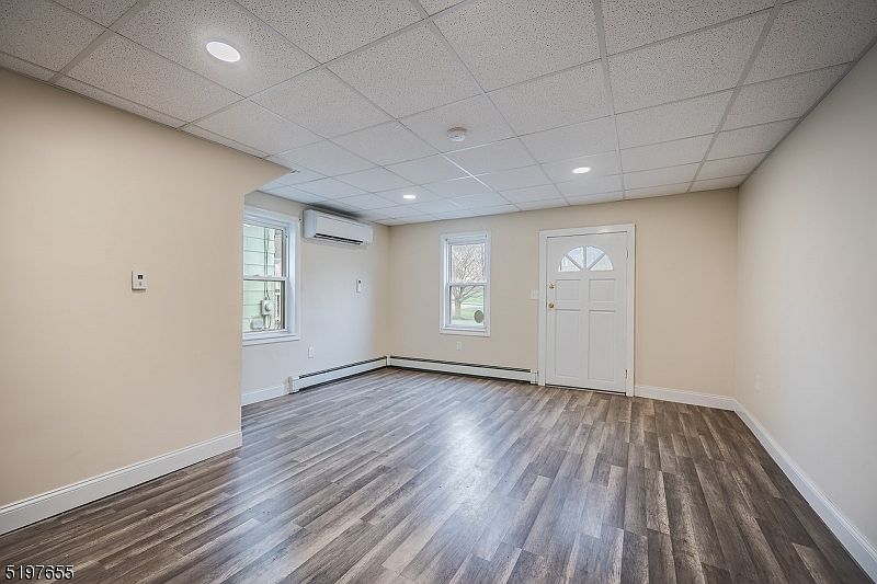 41 Water St, Milford, NJ 08848 | MLS #3824308 | Zillow