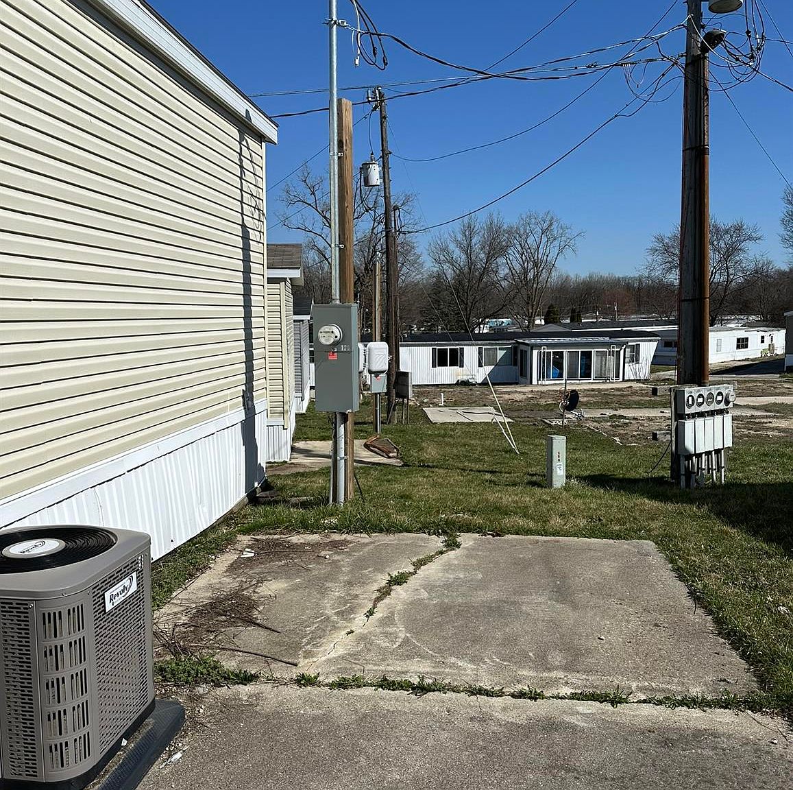 126 Susie Ln, Anderson, IN 46016 | Zillow