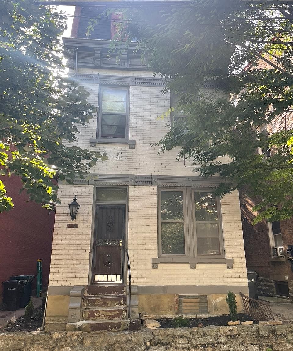 2141 W Clifton Ave #1, Cincinnati, OH 45219 | Zillow