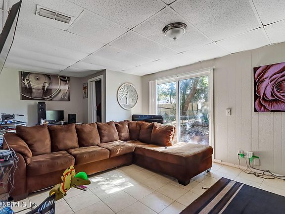 7014 CHRISTOPHER ROBIN DR, Jacksonville, FL 32210 | MLS #1207115 | Zillow