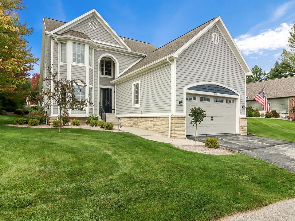 130 Summerset Ct, Suttons Bay, MI 49682 | MLS #1916047 | Zillow