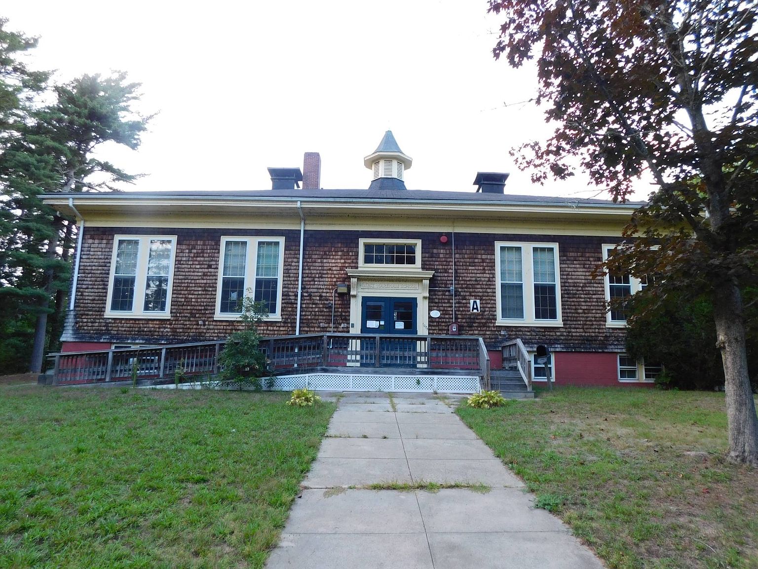 1073 Main St, West Wareham, MA 02576 | Zillow