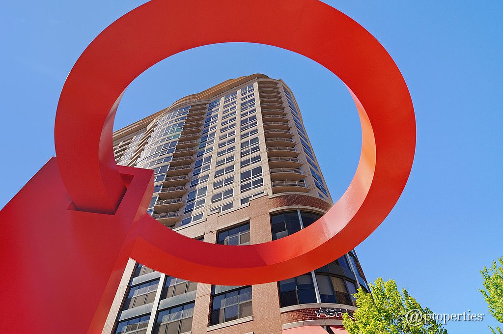 807 Davis St UNIT 2403, Evanston, IL 60201 | Zillow