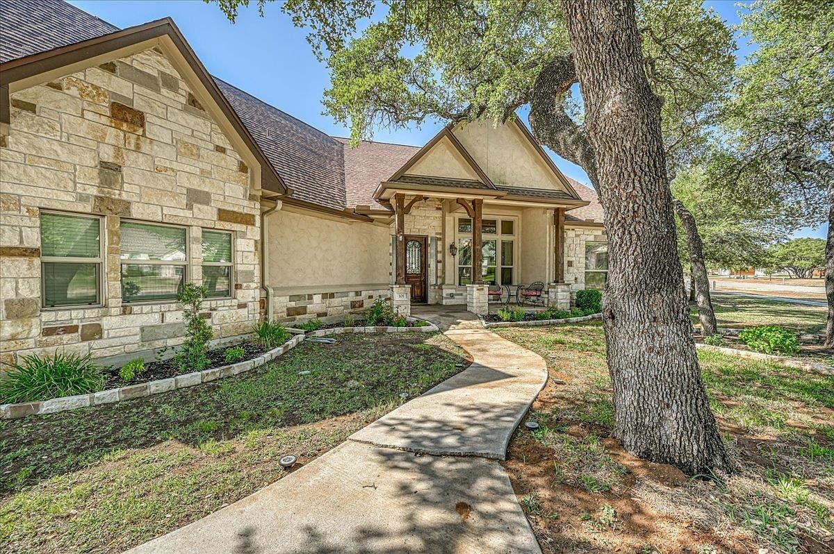 101 Double Circle, Burnet, TX 78611 | MLS #165631 | Zillow