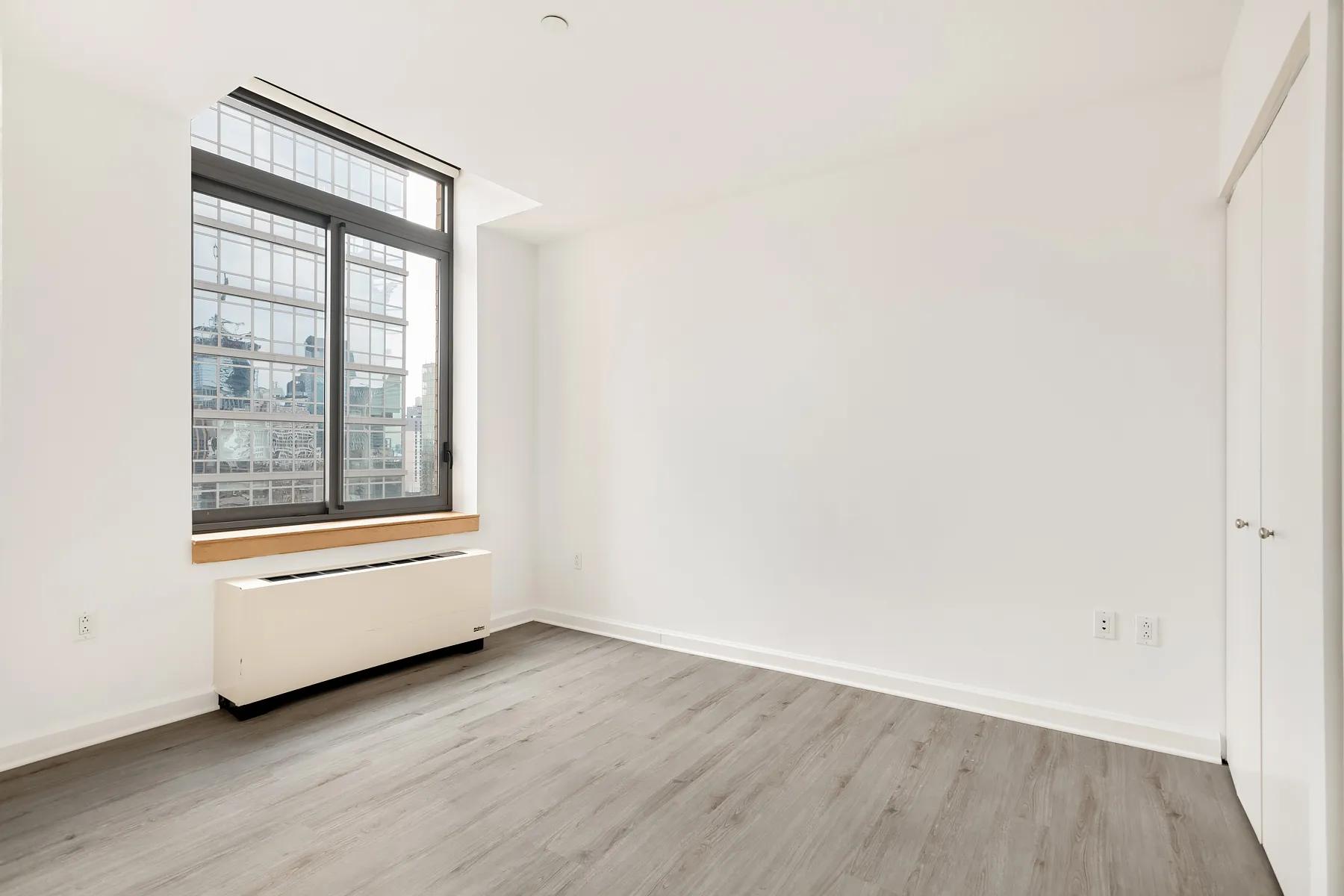 35 West 33rd Street UNIT-32C in Midtown South, Manhattan | StreetEasy