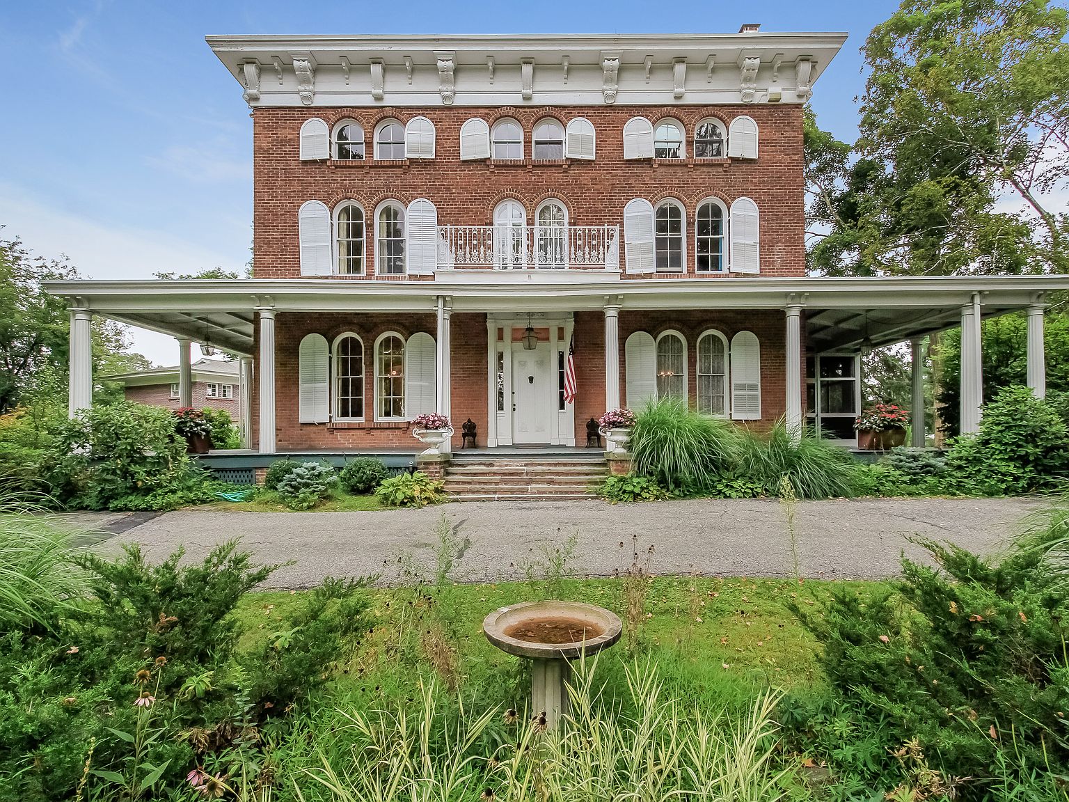 10 Robin Dr, Ossining, NY 10562 | Zillow