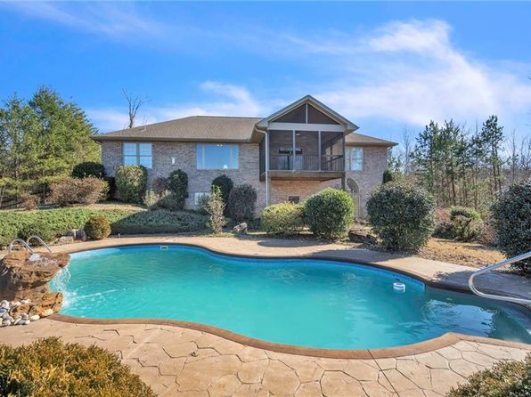 Pickens SC Real Estate - Pickens SC Homes For Sale | Zillow