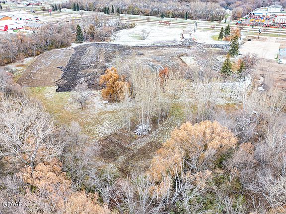 3400 Gateway Dr, Grand Forks, ND 58203 | MLS #24-202 | Zillow