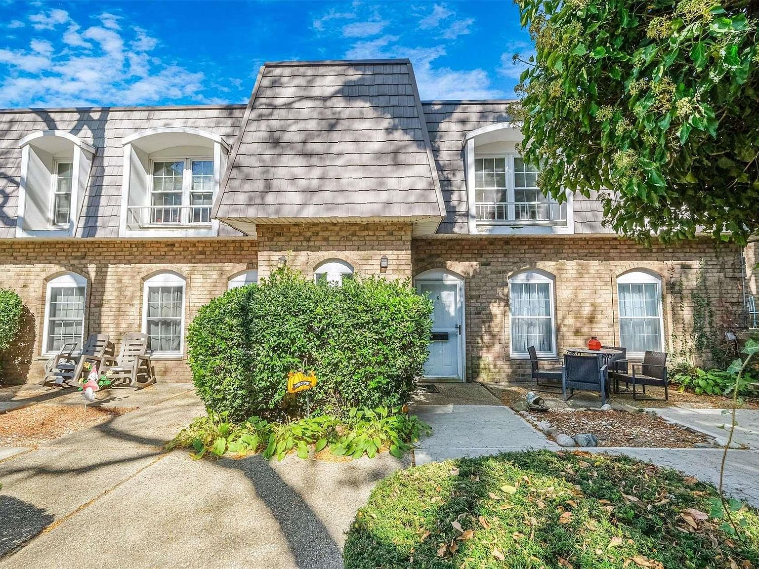 655 Middle Country Road #1G2, Coram, NY 11727 | Zillow