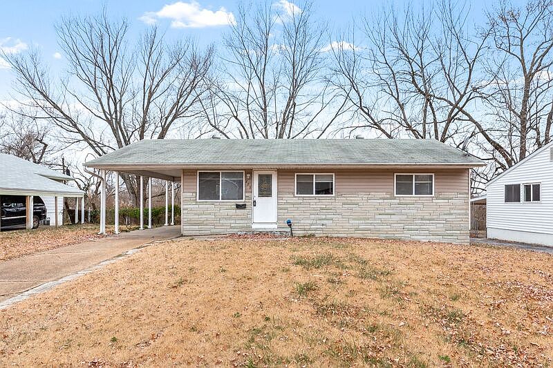 273 Roderick Dr, Saint Louis, MO 63137 | Zillow