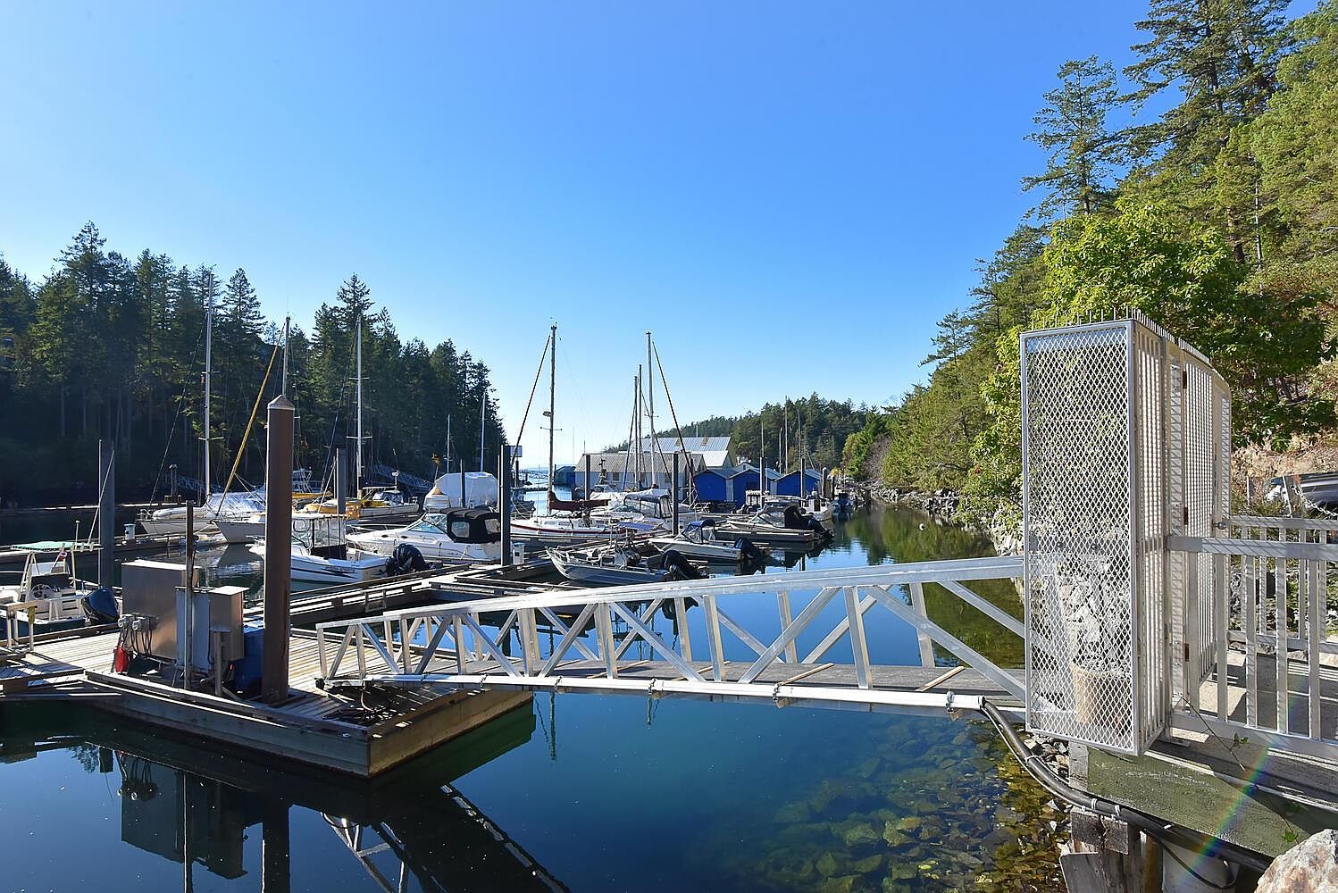 10131 Mercer Rd #10113, Sunshine Coast, BC V7Z 1B7 | MLS #R2922252 | Zillow