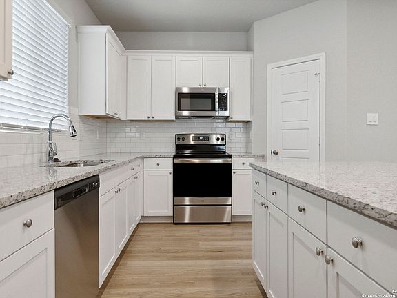 8327 Runner Rdg UNIT 101, San Antonio, TX 78249 | Zillow