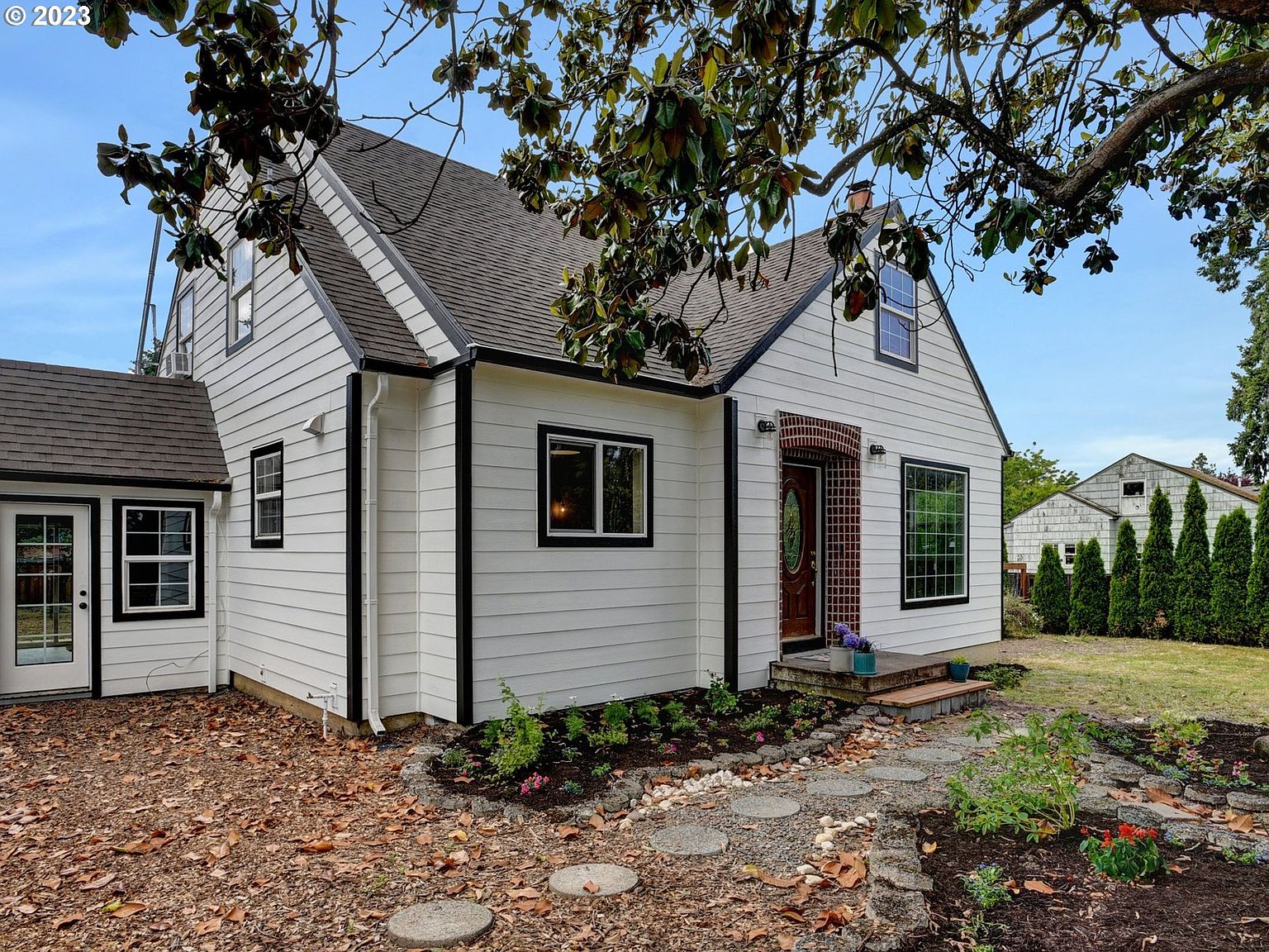 2355 SW 198th Ave, Aloha, OR 97003 | Zillow