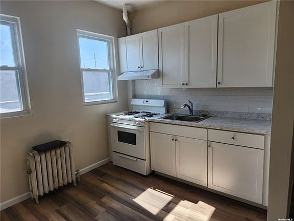 55 Roger Ave, Inwood, NY 11096 | Zillow