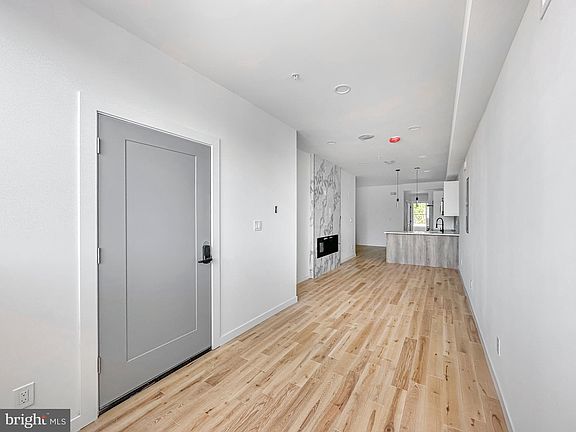 647 N 41st St #A, Philadelphia, PA 19104 | MLS #PAPH2416884 | Zillow