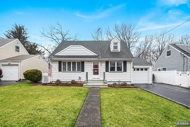32-07 Southern Dr, Fair Lawn, NJ 07410 | Zillow