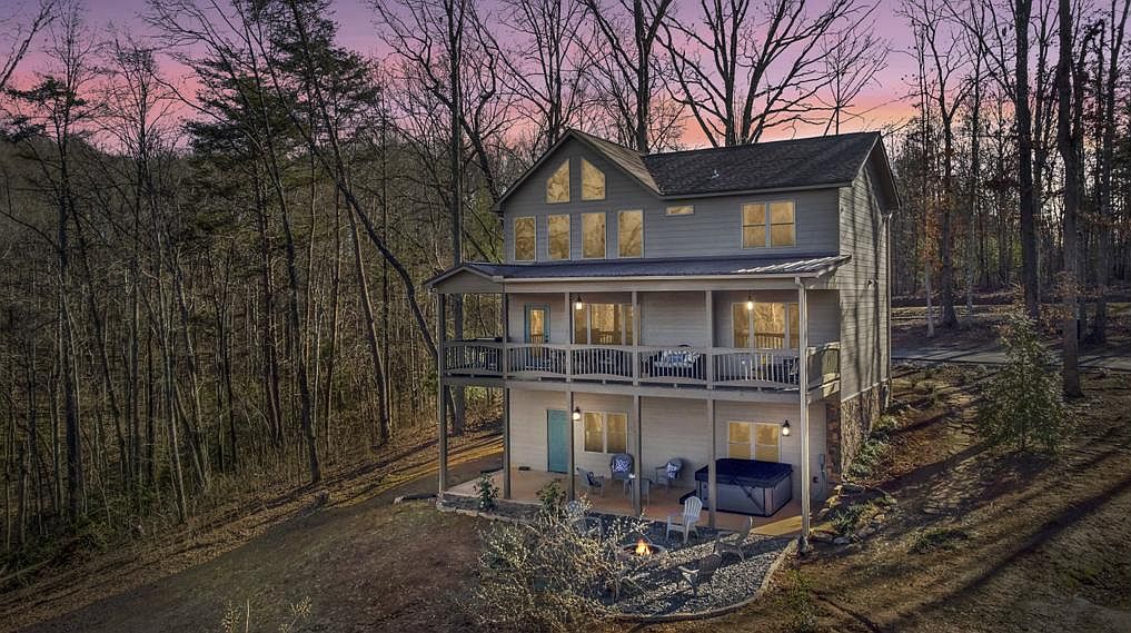 196 Grayson Point, Blue Ridge, GA 30513 | Zillow