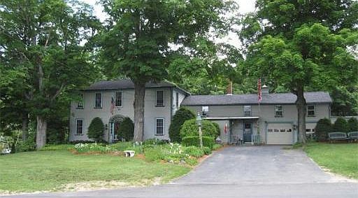9 Main St, Charlton, MA 01507 | Zillow