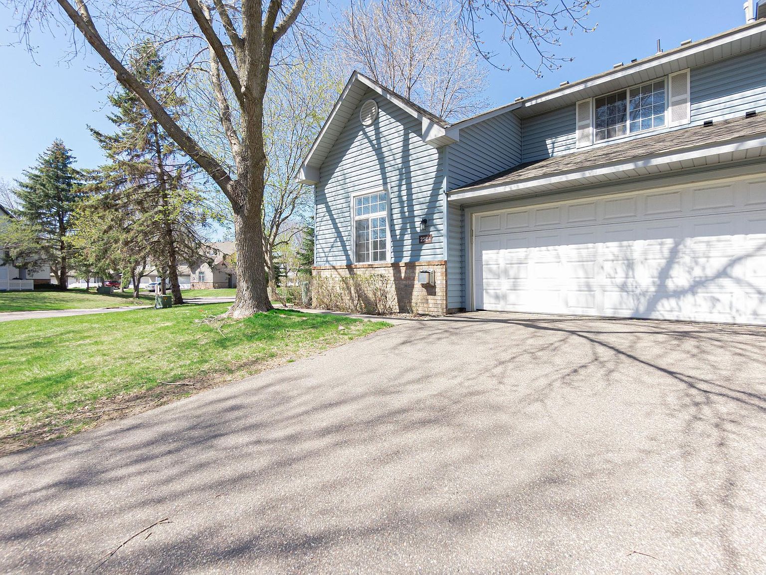 2584 Bedford Ct #22, Saint Paul, MN 55120 | Zillow