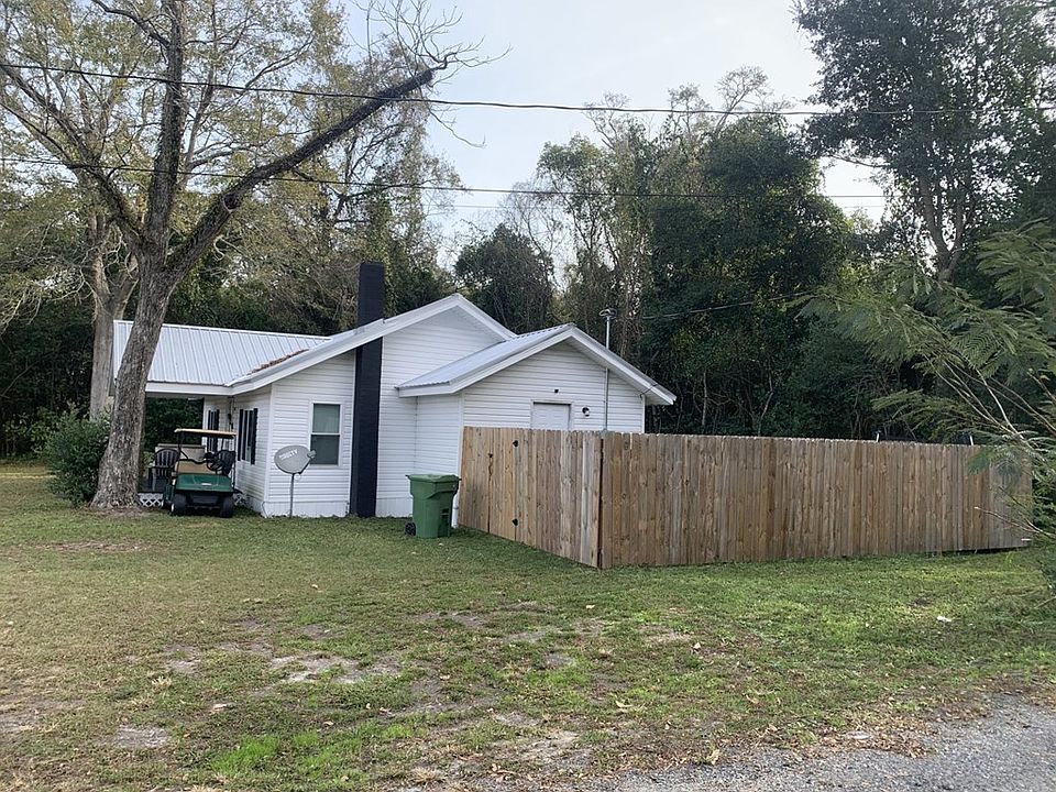 445 SE Broad St, Jesup, GA 31545 | Zillow