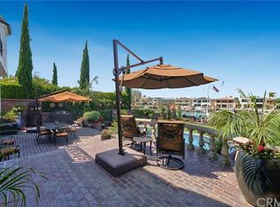 3 Harbor Is, Newport Beach, CA 92660 | Zillow