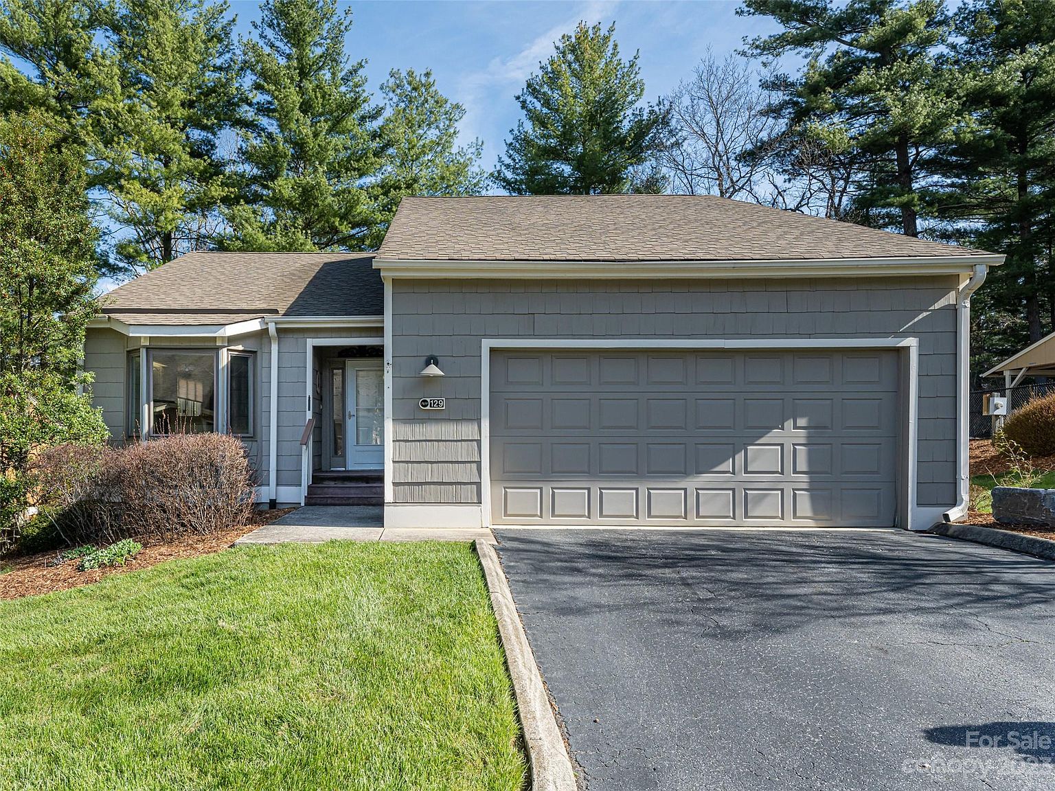 129 Beaver Ridge Rd, Asheville, NC 28804 | MLS #4015566 | Zillow