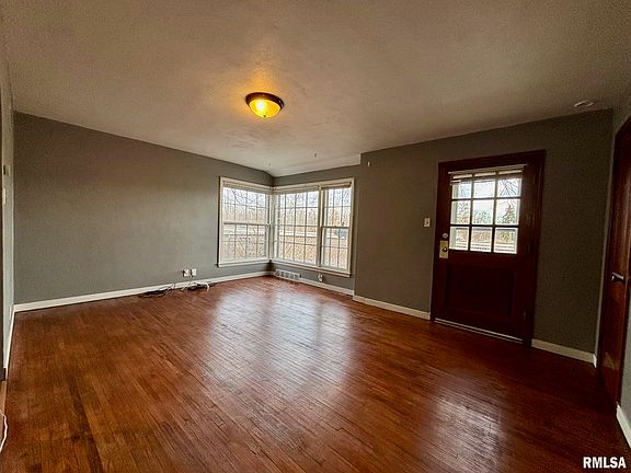 16020 G I Joe Ave, Chillicothe, IL 61523 | Zillow 16020 G I Joe Ave, Chillicothe, IL 61523 | Zillow