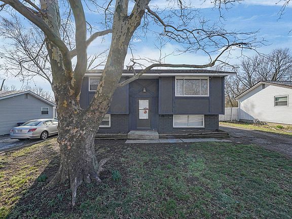 3359 Robin Hill Ct W, Columbus, OH 43223 | Zillow