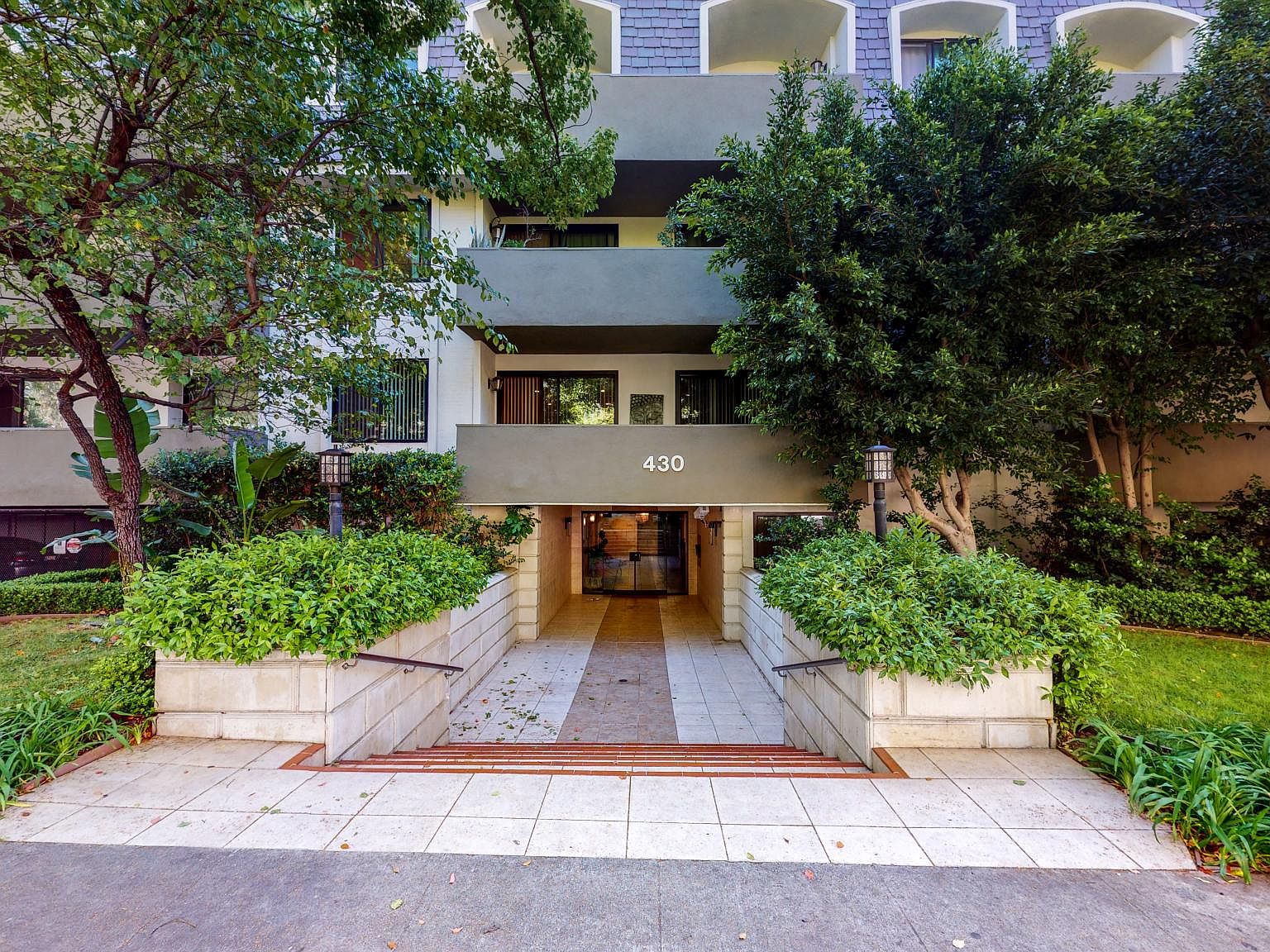 430 N Maple Dr APT A, Beverly Hills, CA 90210 | Zillow