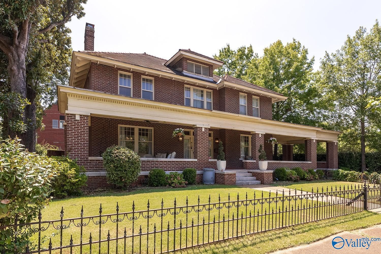 615 Grant St SE, Decatur, AL 35601 | MLS #21869064 | Zillow