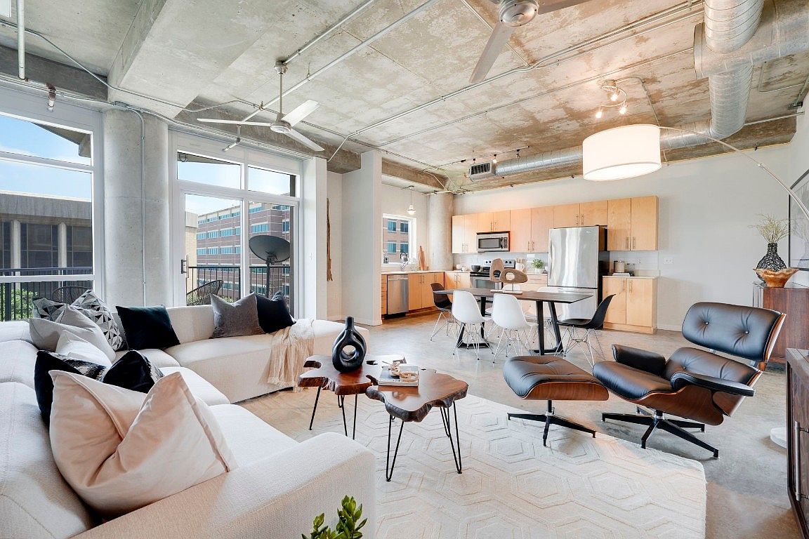 1001 Belleview St #404, Dallas, TX 75215 | Zillow