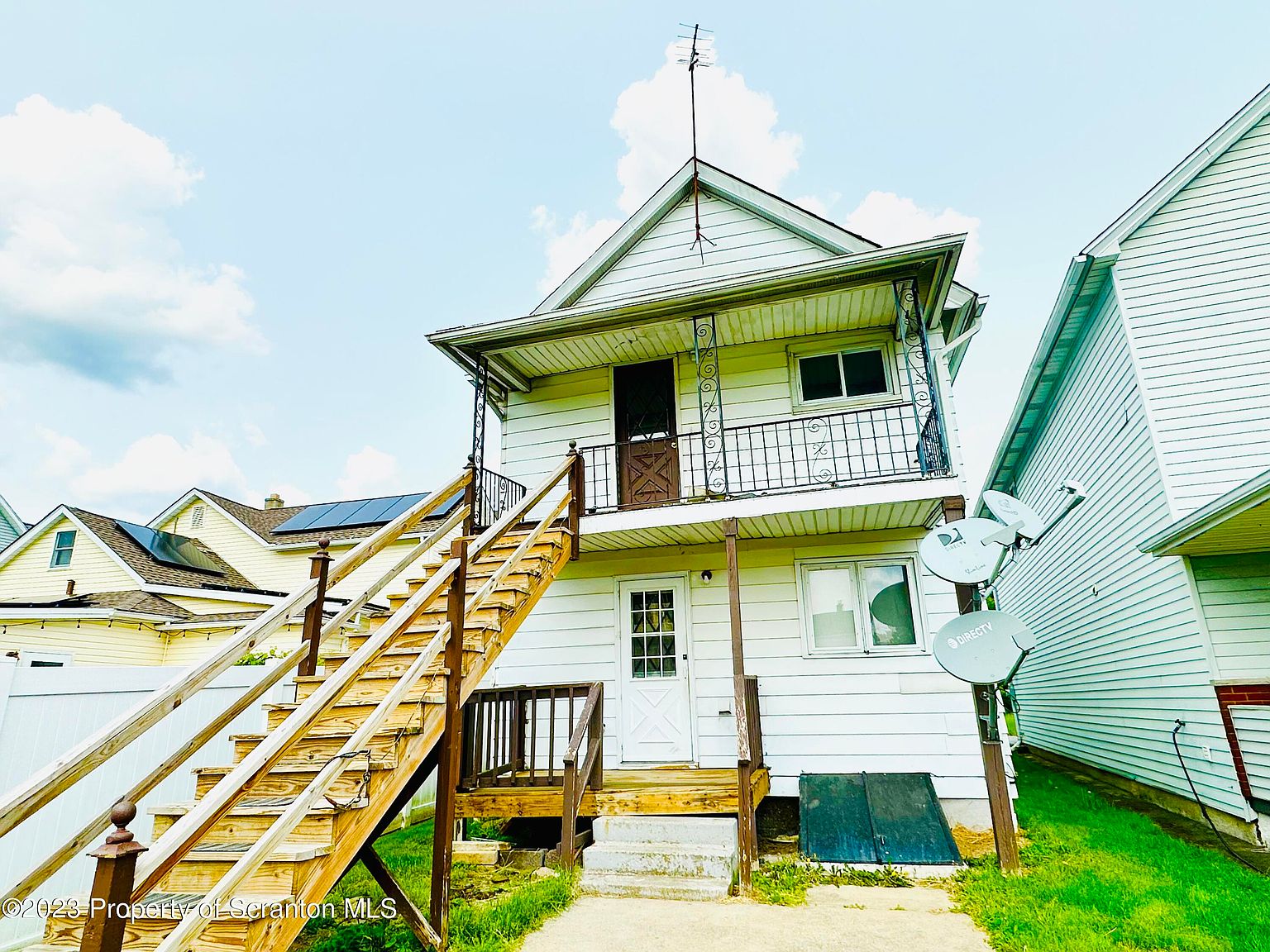 713 Jackson St, Dickson City, PA 18519 | Zillow