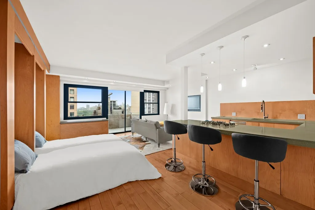 58 West 58th Street #23A in Midtown, Manhattan | StreetEasy