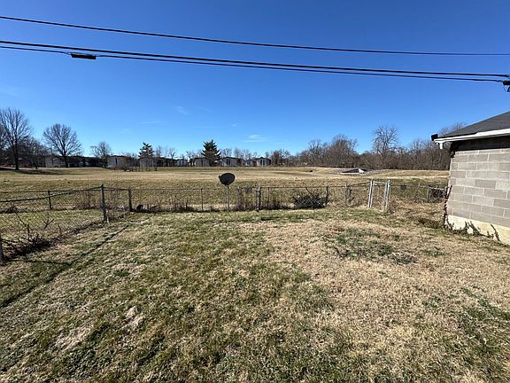 3604 Downing Way, Louisville, KY 40218 | Zillow