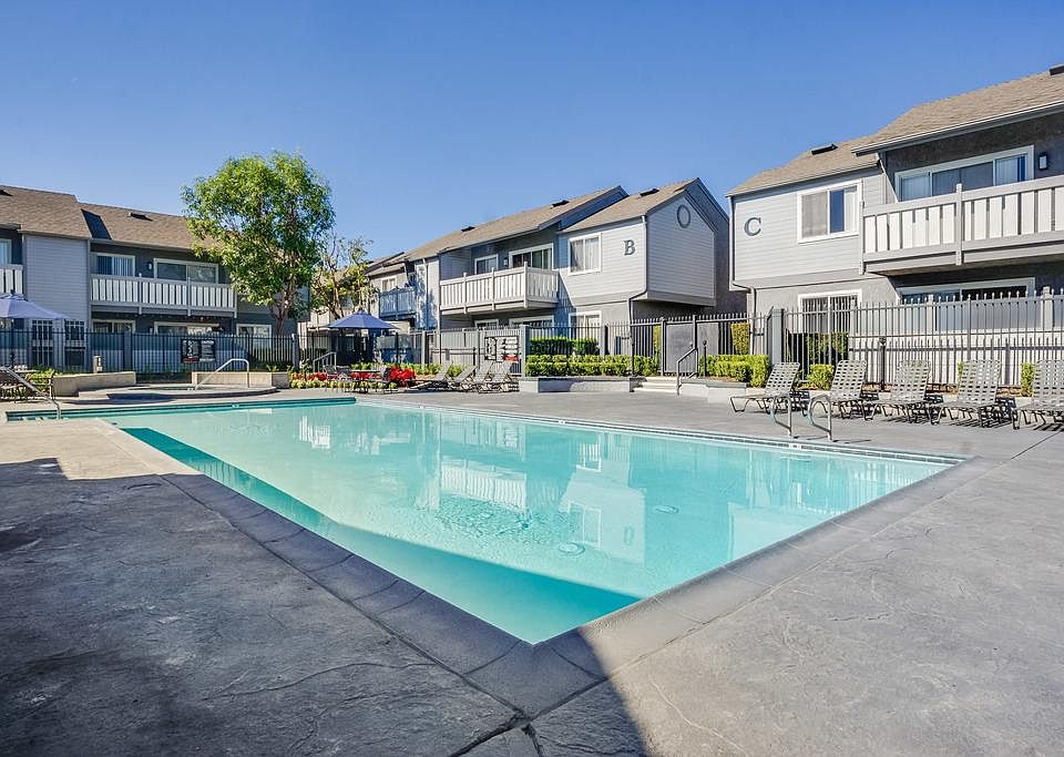 Hampton Pointe Apartment Rentals - Anaheim, CA | Zillow