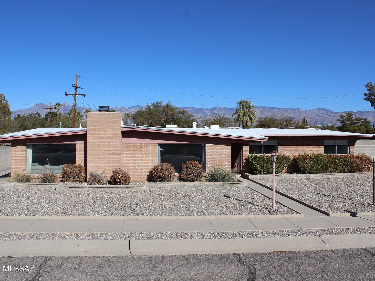 8901 E McClellan St, Tucson, AZ 85710 | Zillow
