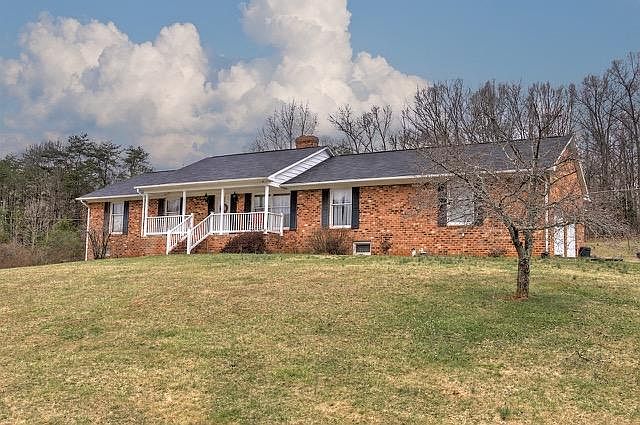 69 Cobblestone Ln, Glasgow, VA 24555 | Zillow