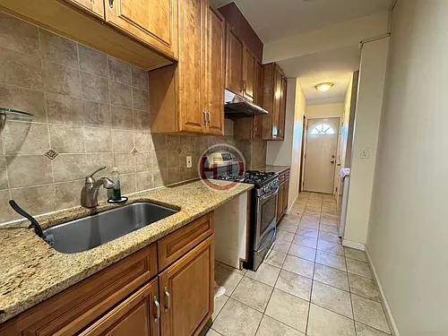 3033 Coddington Ave, Bronx, NY 10461 | HotPads