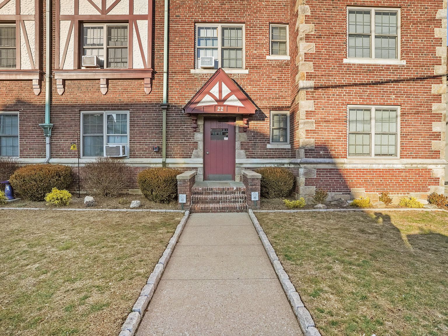 20 Spring St #A8, Stamford, CT 06901 | Zillow