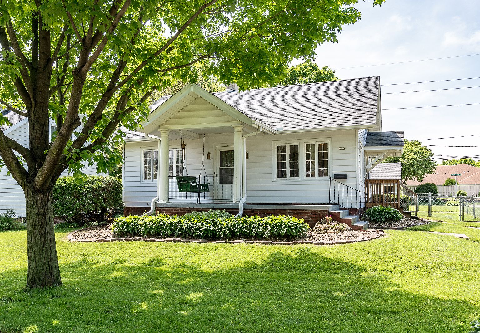 3038 E Ave Ne, Cedar Rapids, IA 52402 | Zillow