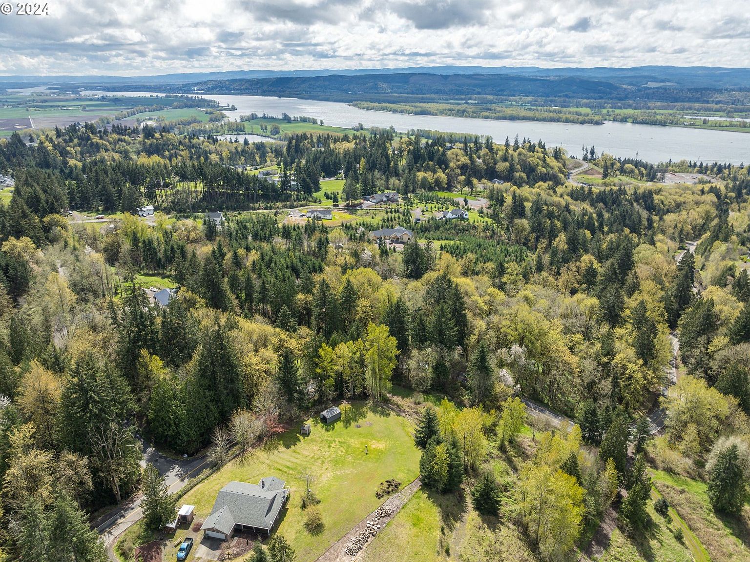 577 Martins Bluff Rd #3, Kalama, WA 98625 | MLS #24568600 | Zillow